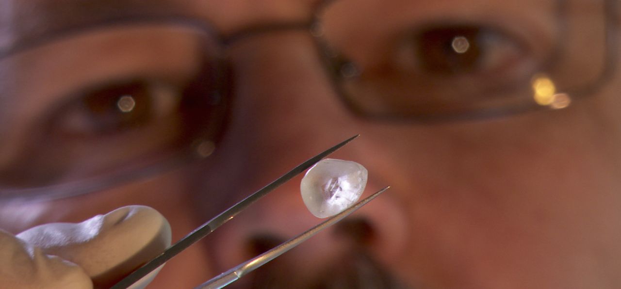 The man who smashes diamonds for science | Pursuit by the University of ...