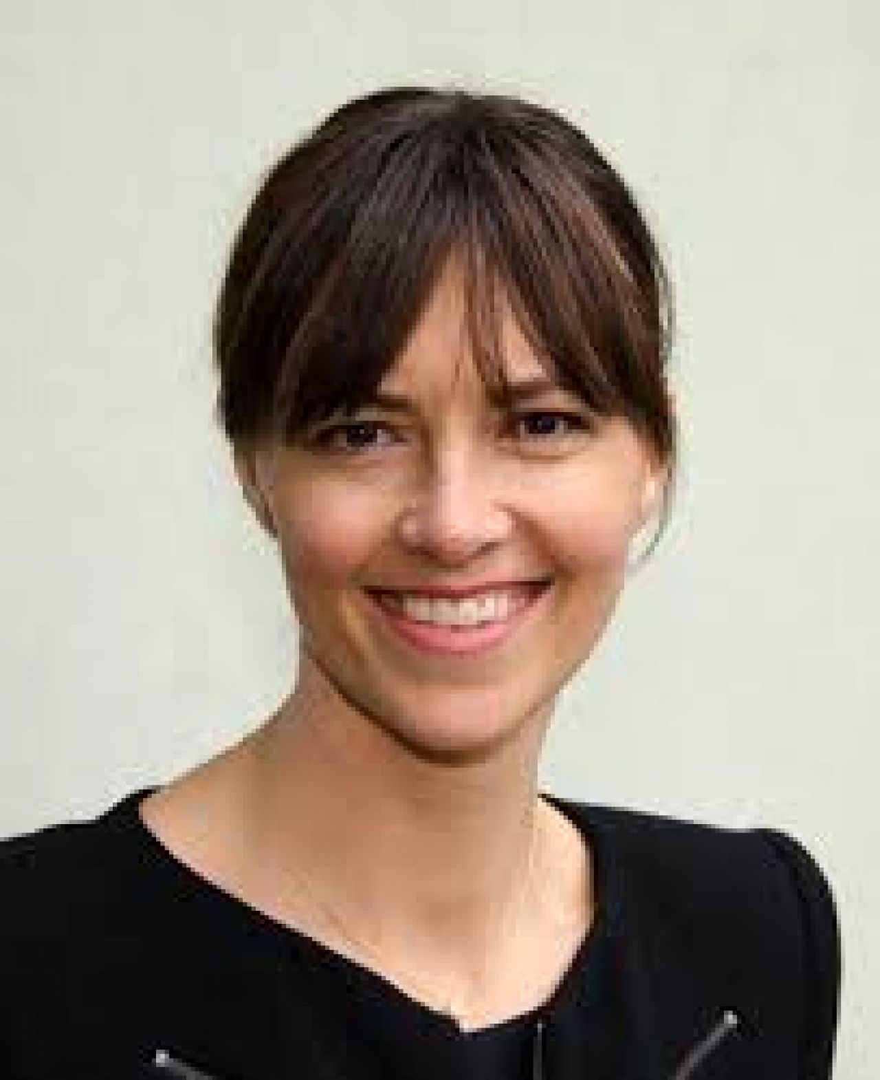 Dr Victoria Roberts | Pursuit by the University of Melbourne