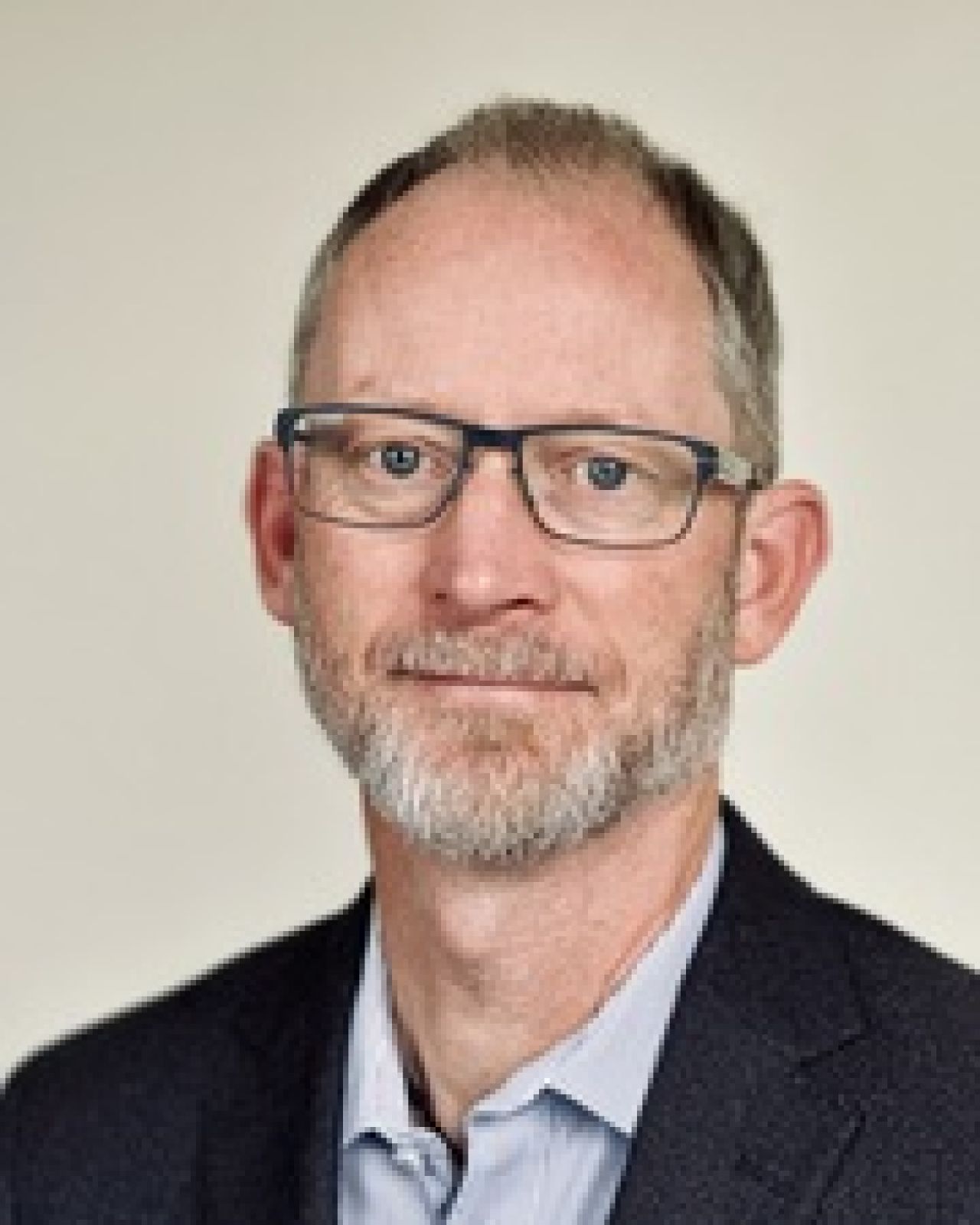 Dr Chris Bradbeer | Pursuit by the University of Melbourne